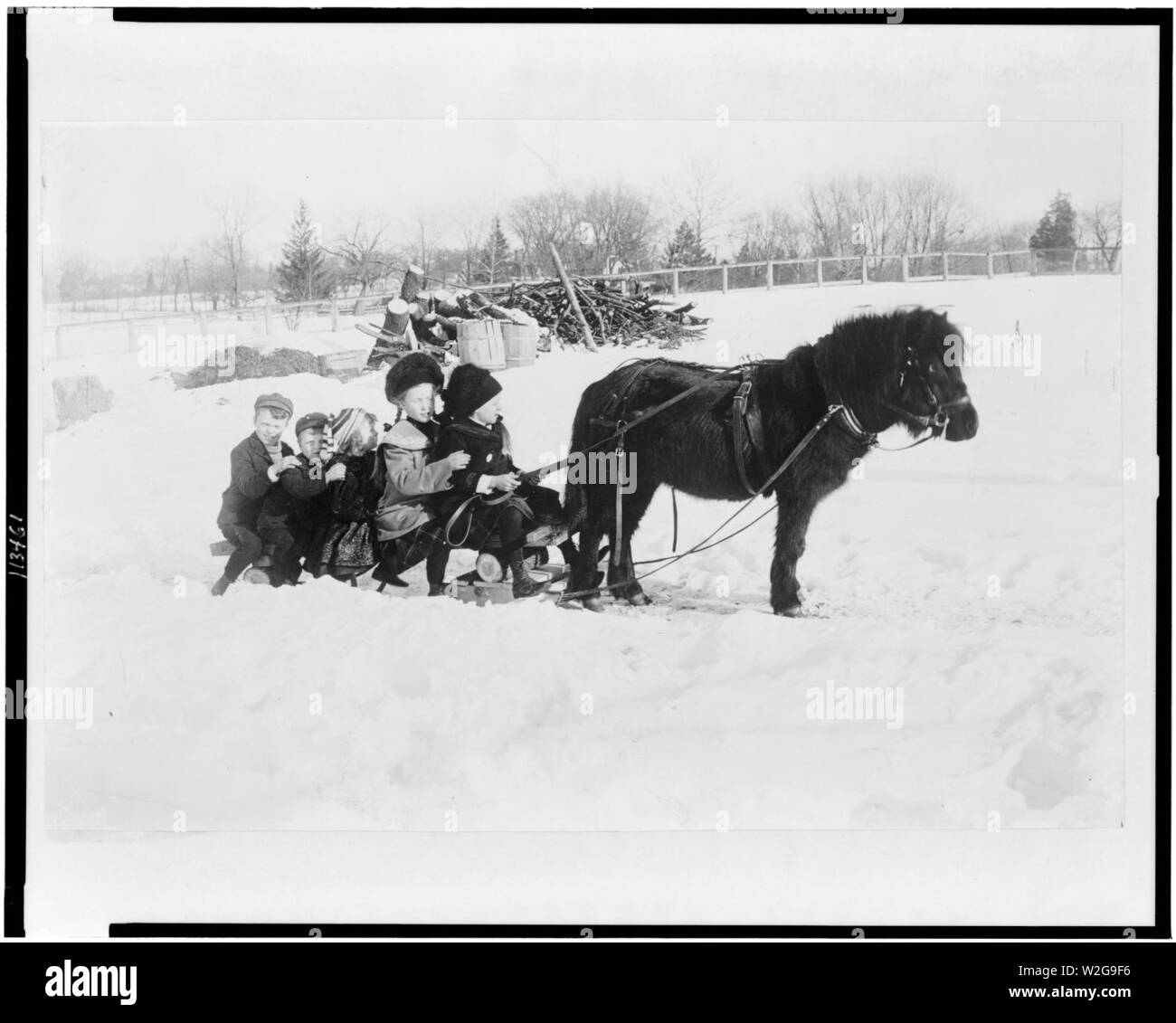 Children on the Cut Out Stock Images & Pictures - Alamy