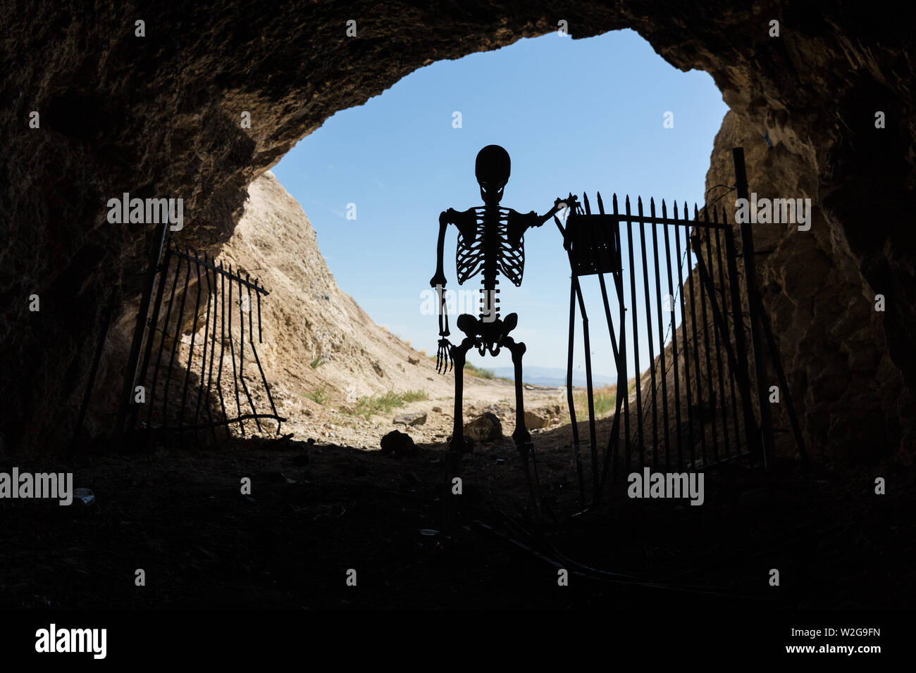 Gated ruins hi-res stock photography and images - Alamy