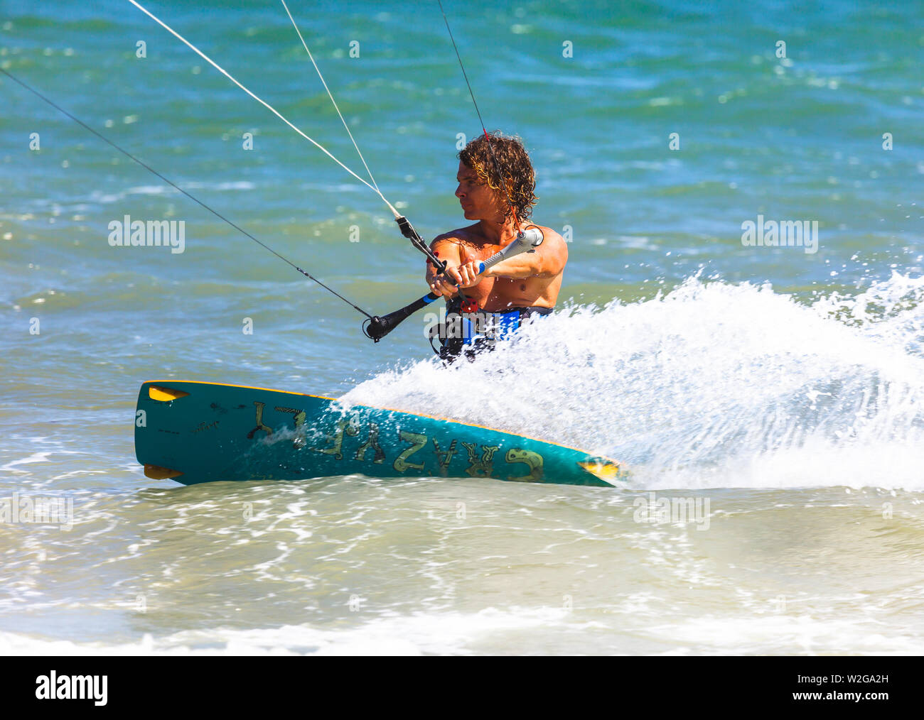 Kitesurf tricks hi-res stock photography and images - Alamy