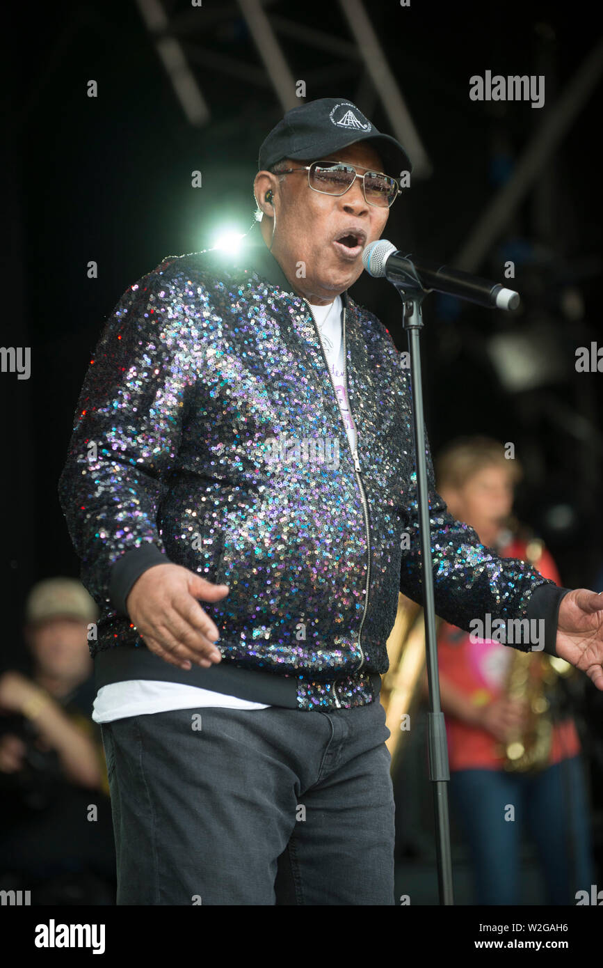 Sam Moore on stage with Staks at the Cornbury Festival 2019 Stock Photo ...