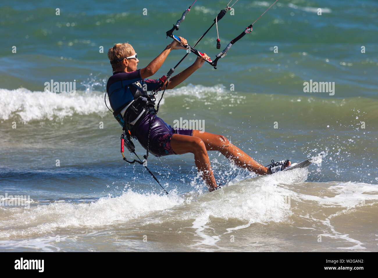 Kitesurf tricks hi-res stock photography and images - Alamy