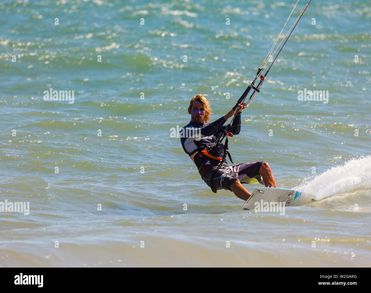 Kiteboarding photos hi-res stock photography and images - Alamy
