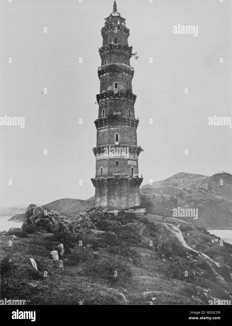 Image pagoda Black and White Stock Photos & Images - Alamy