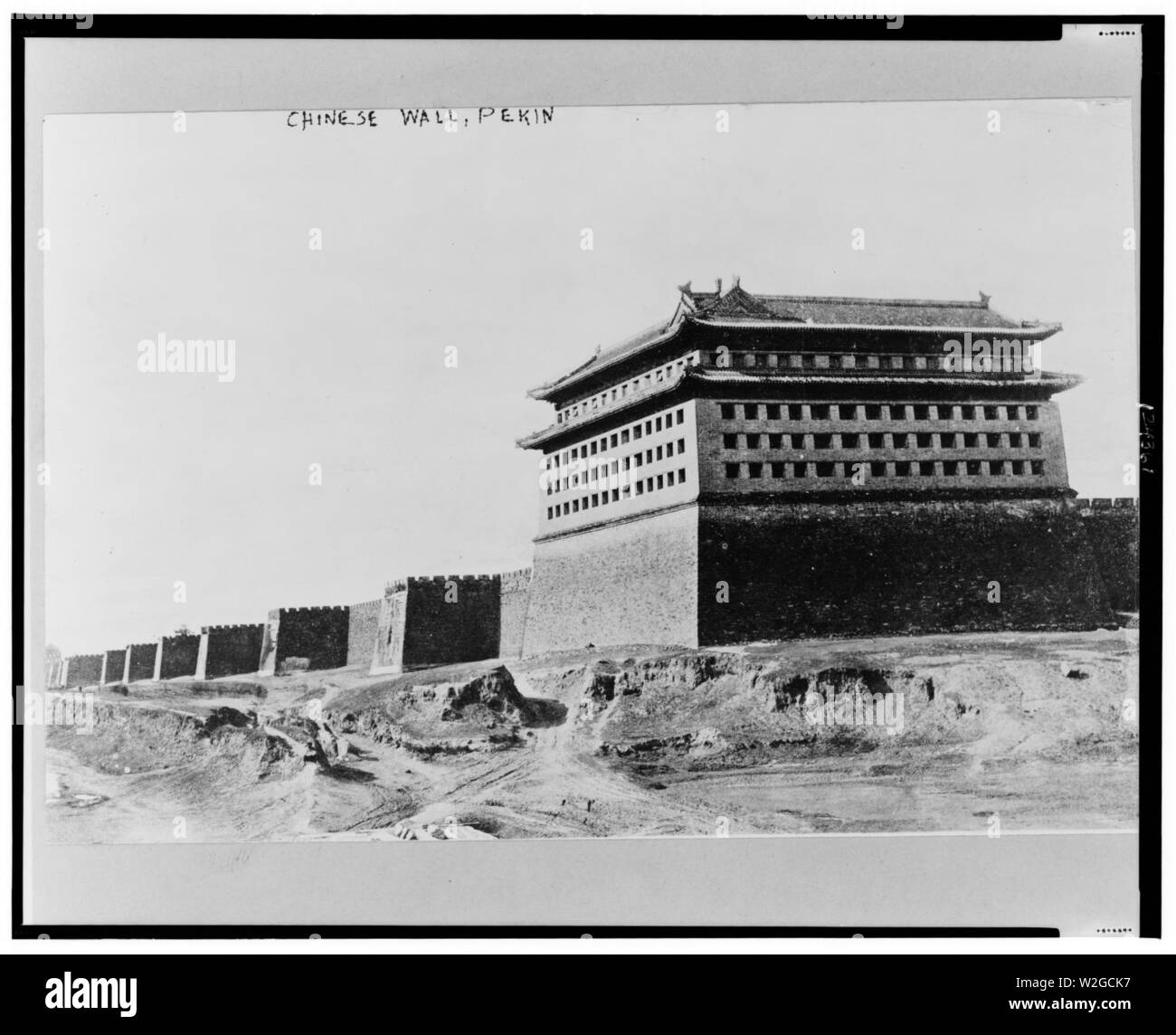 Archival great wall of china Black and White Stock Photos & Images - Alamy