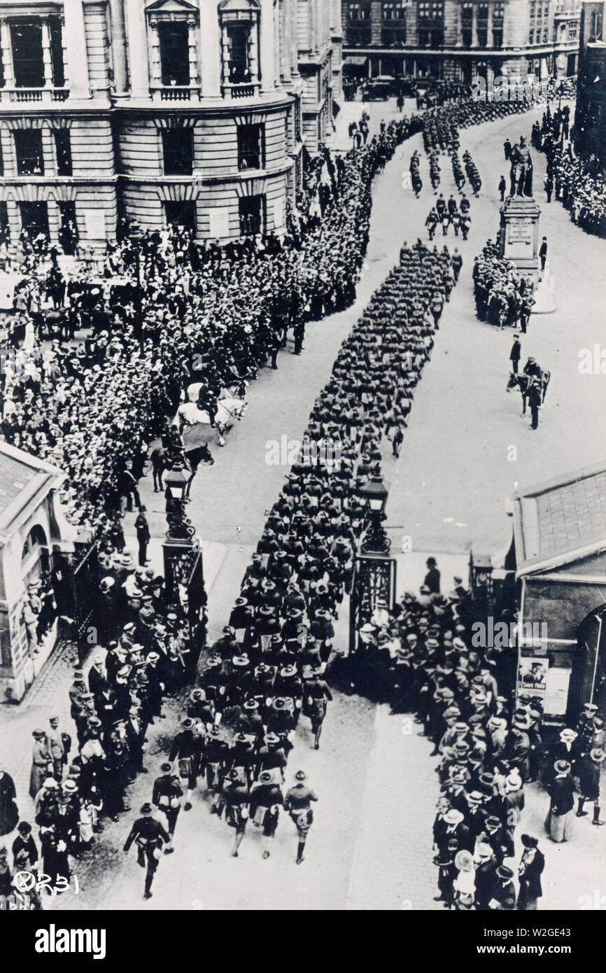 1917 u s troops london hi-res stock photography and images - Alamy