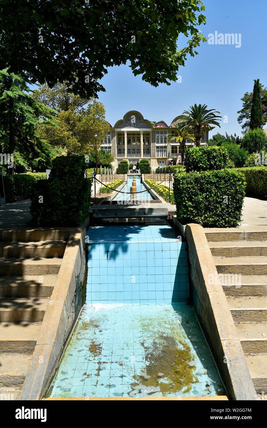 The view of Main Palace in Eram Garden(Bāgh-e Eram), Shiraz, Iran Stock ...