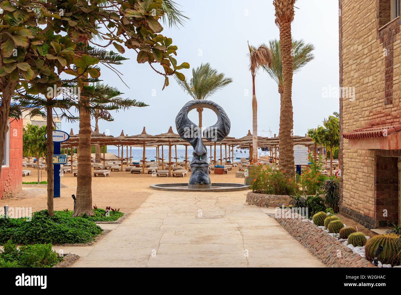 Hurghada pools swimming hi-res stock photography and images - Alamy