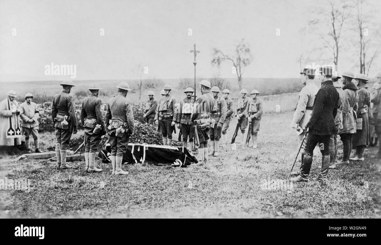 A.E.F. France. Funeral of American Soldier behind front line trenches ...