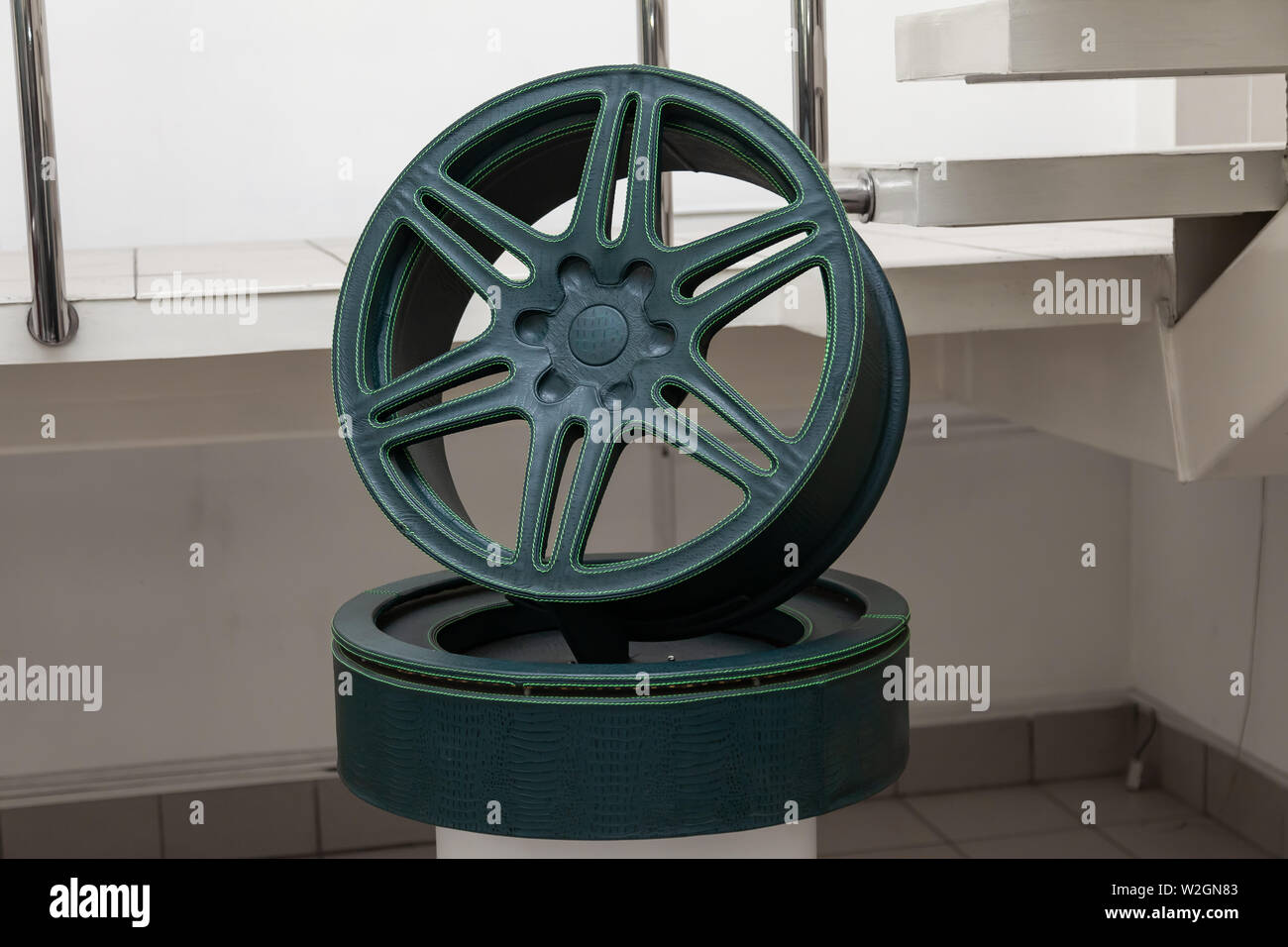 Tyre thread car hi-res stock photography and images - Alamy