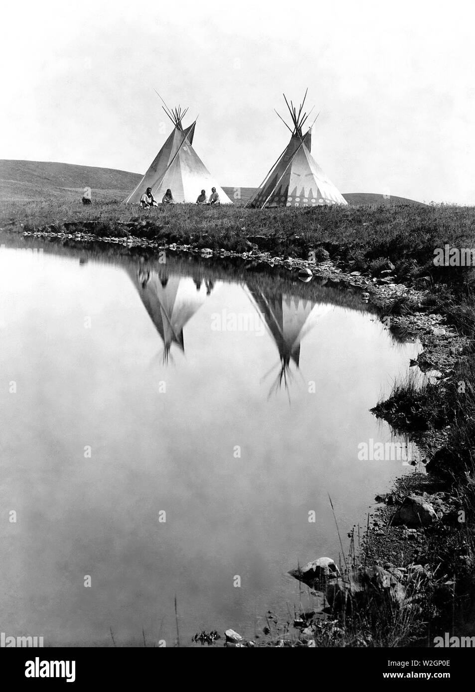 Piegan native americans hi-res stock photography and images - Alamy