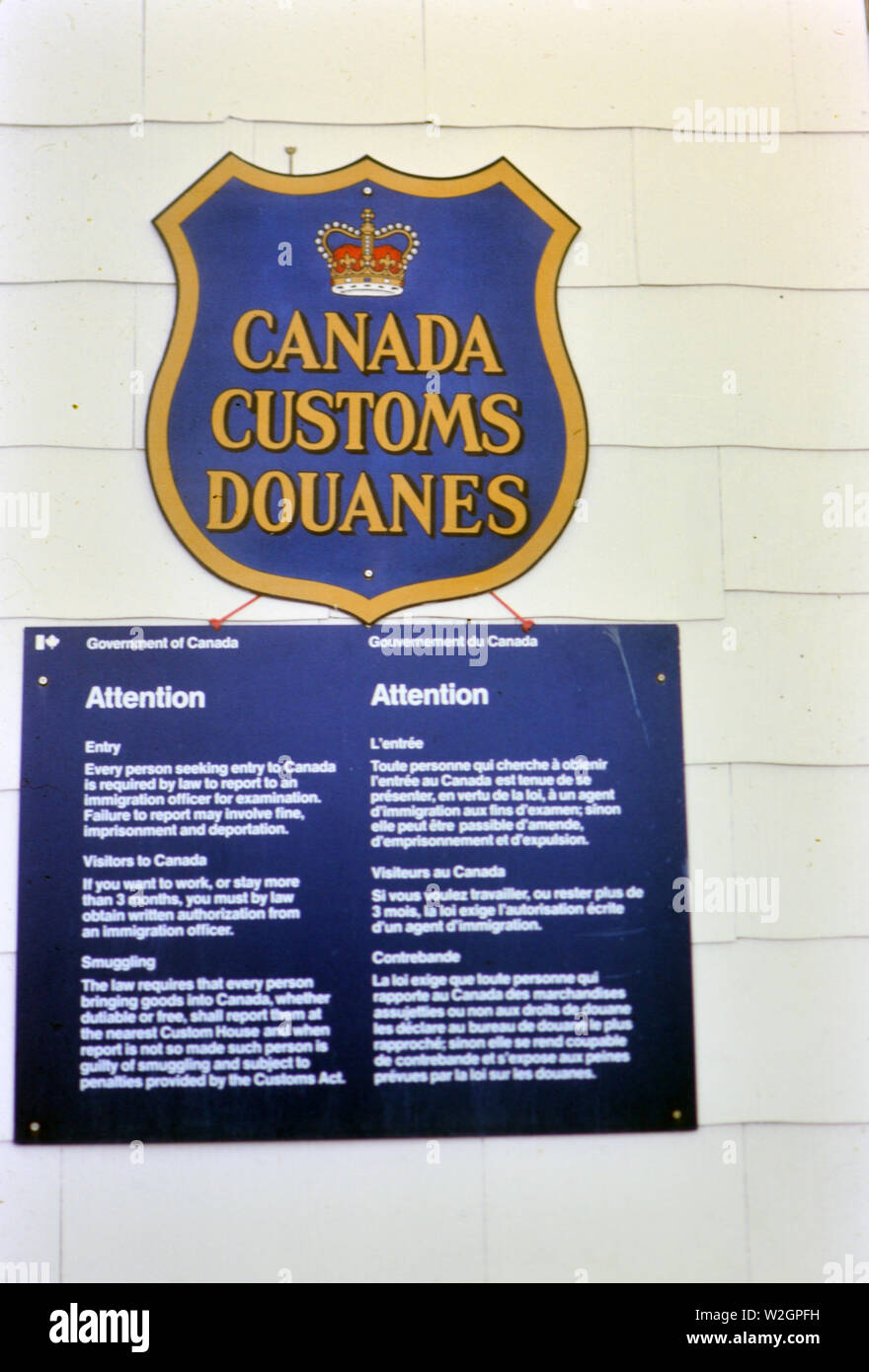 1983 sign hi-res stock photography and images - Alamy