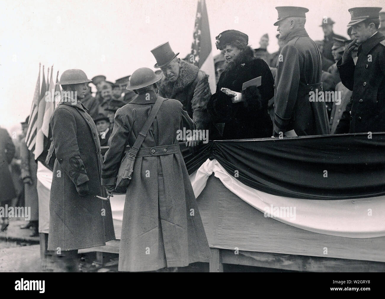 Major General Alexander, U.S.A. presenting Mrs. Woodrow Wilson with ...