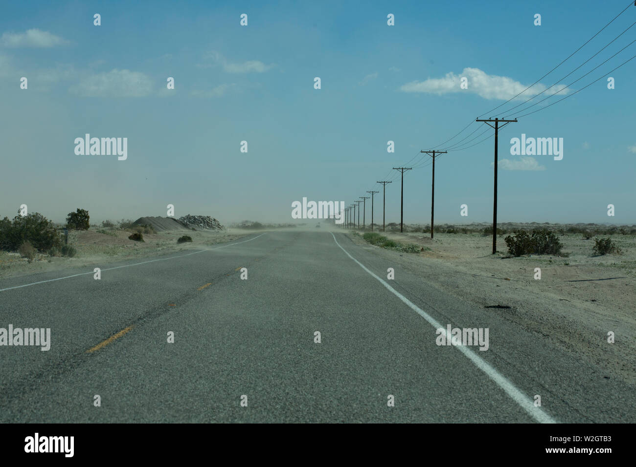 Tumbleweed blowing hi-res stock photography and images - Alamy