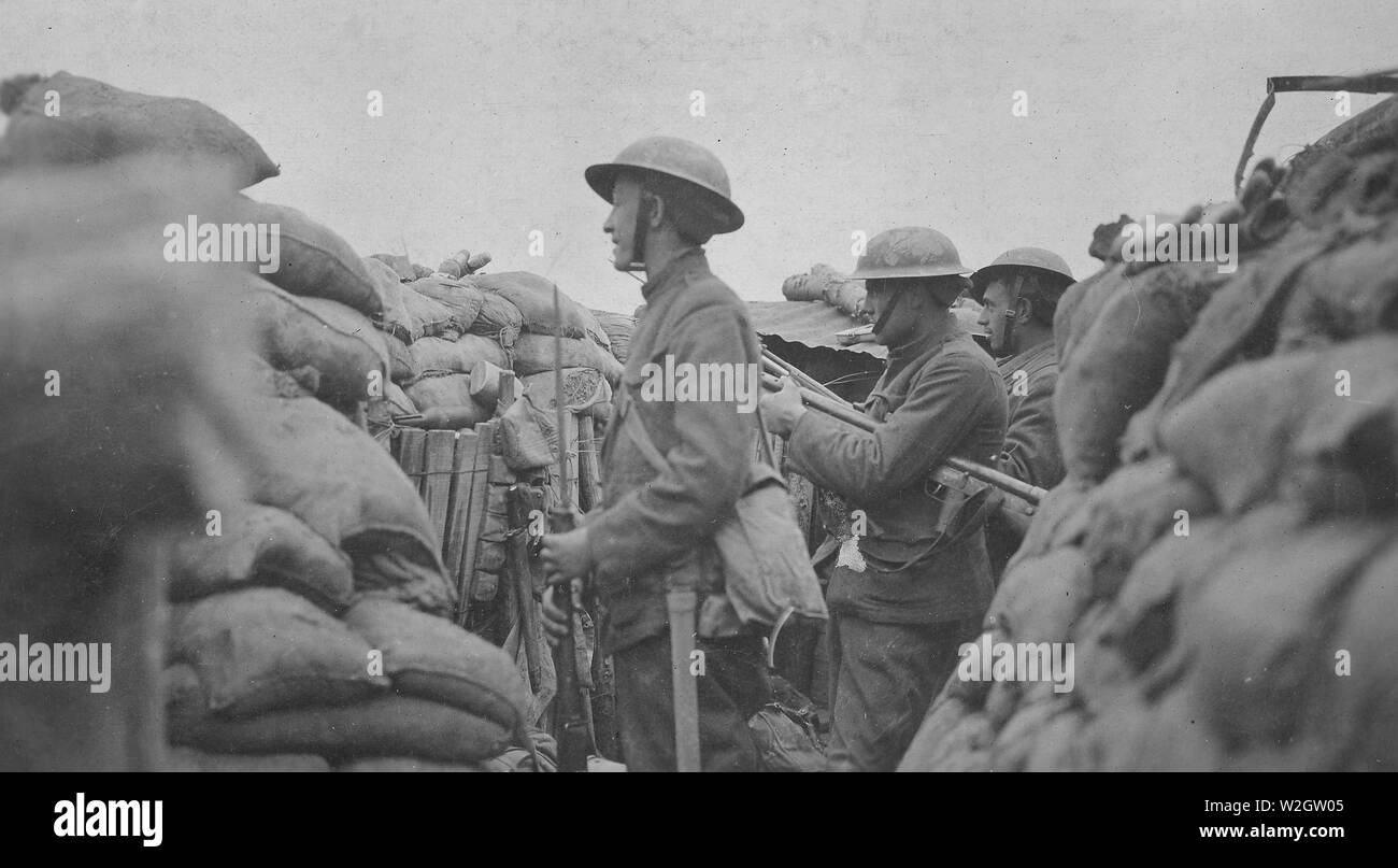 American soldiers in trenches hi-res stock photography and images - Alamy