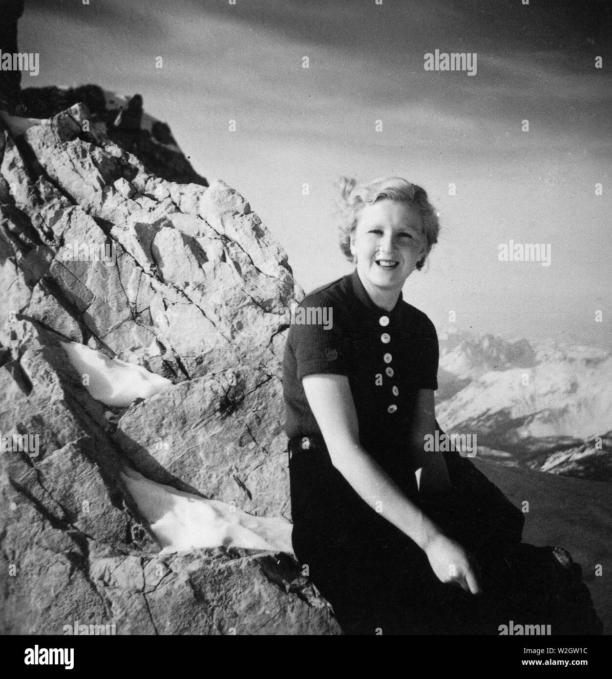 Eva Braun Photo Collection - Album 1 - Woman with mountains in ...