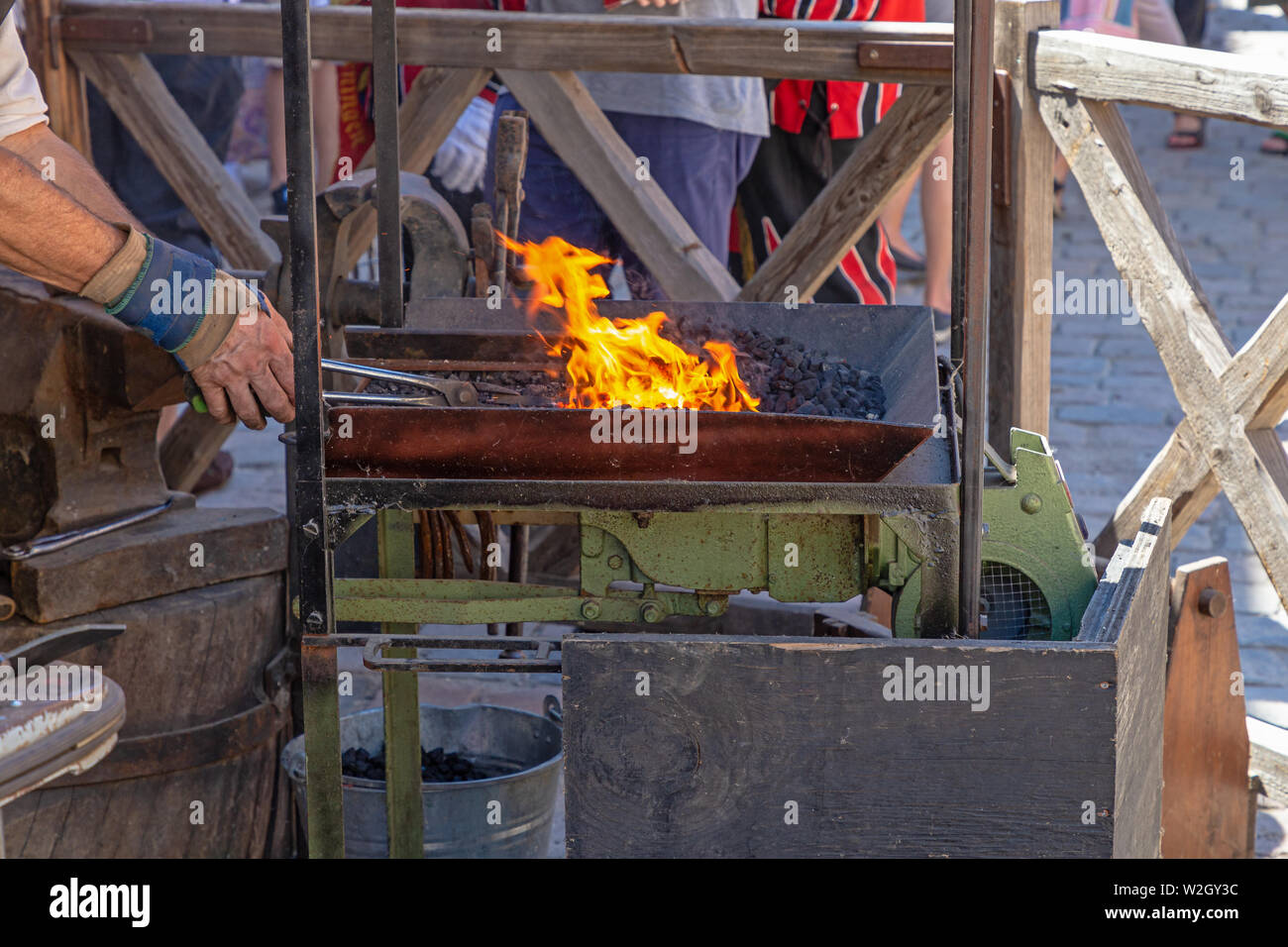 Forge blacksmith hi-res stock photography and images - Alamy