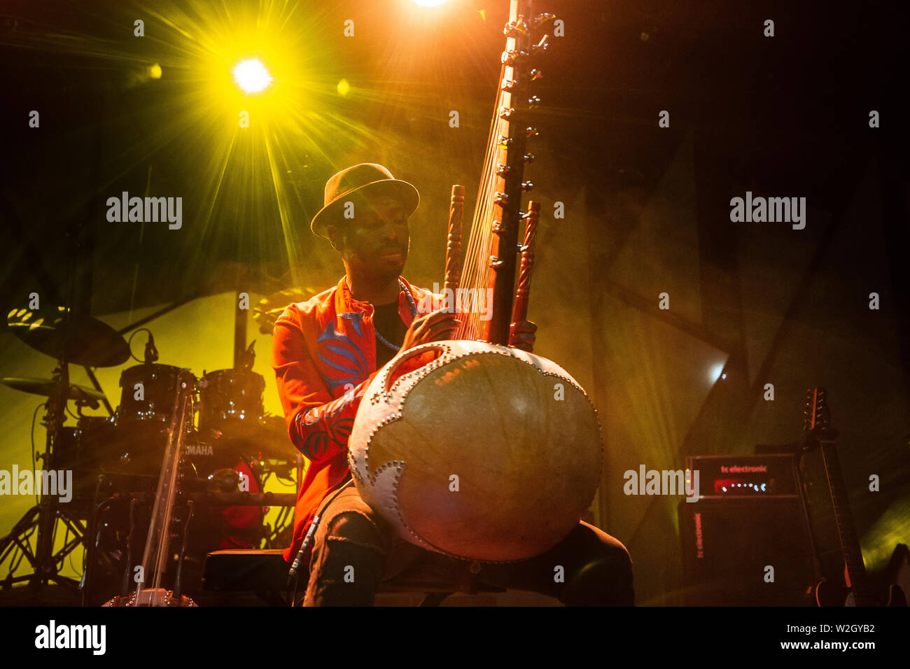Dawda jobarteh singer hi-res stock photography and images - Alamy