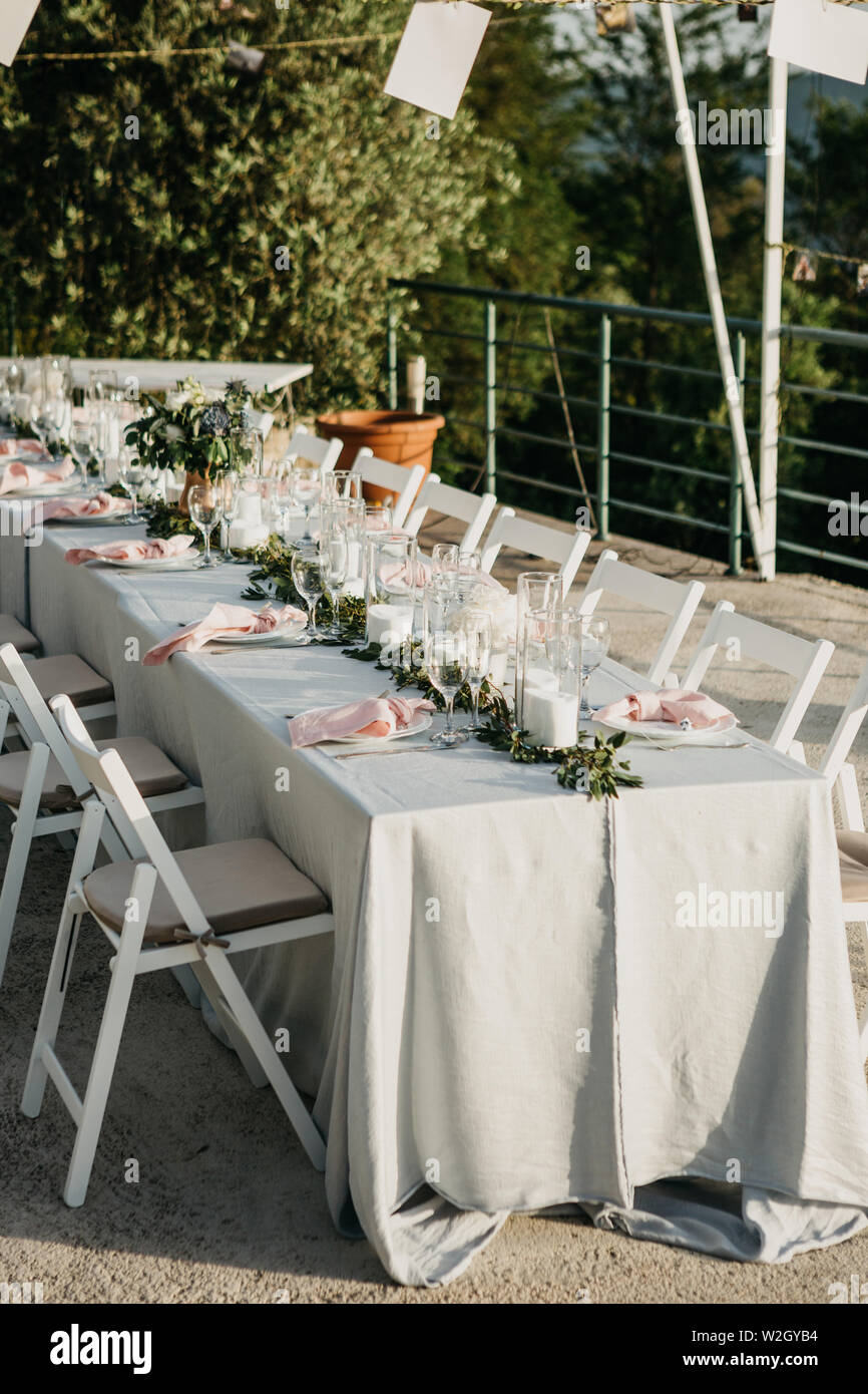 Table setting. Eating out. Preparing to celebrate events or catering ...