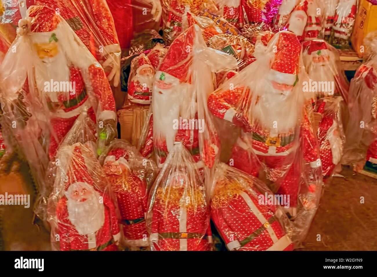 India santa claus hi-res stock photography and images - Alamy