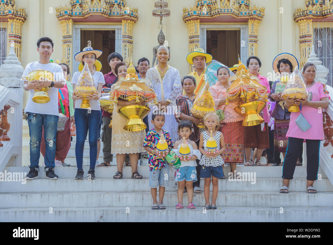 RATCHABURI-Thailand, April 14 : Ordination ceremony parade in buddhist ...
