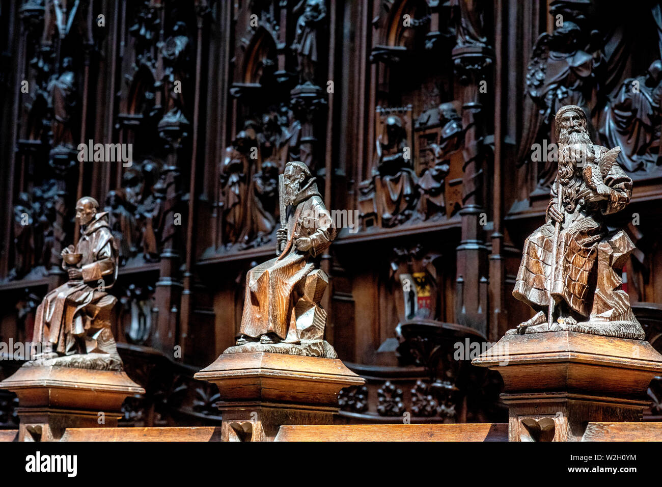 Our Lady cathedral, Antwerp, Belgium. Statues in the stalls Stock Photo ...