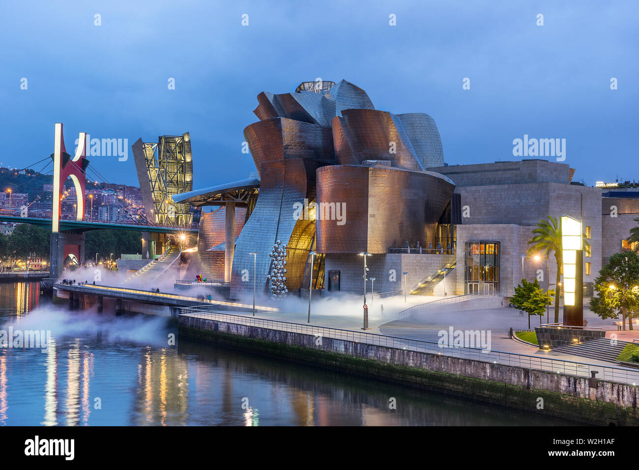 Guggenheim Museum in the Basque city of Bilbao Stock Photo - Alamy