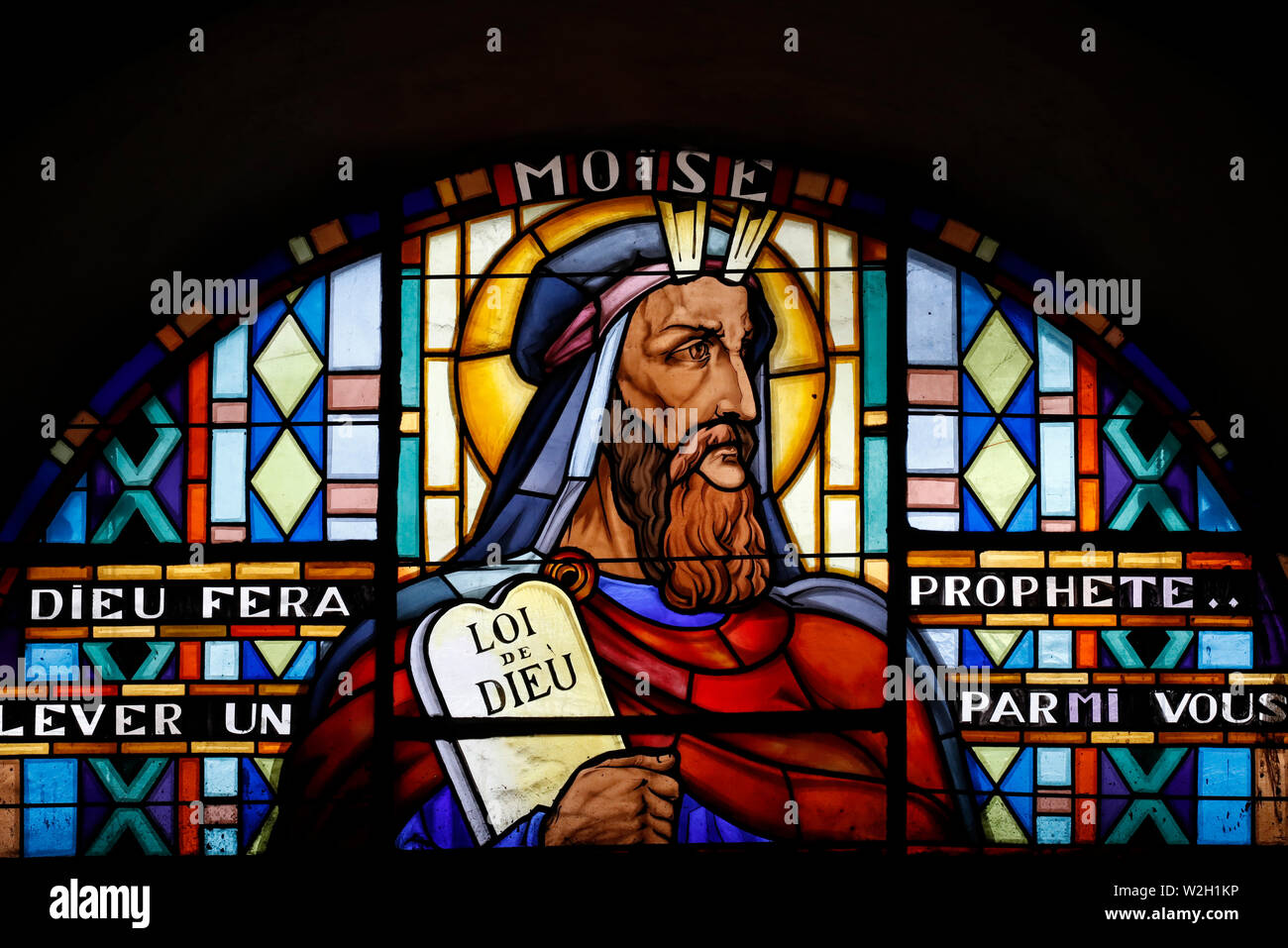 Stained glass window. Moses with the Ten Commandments from God ...