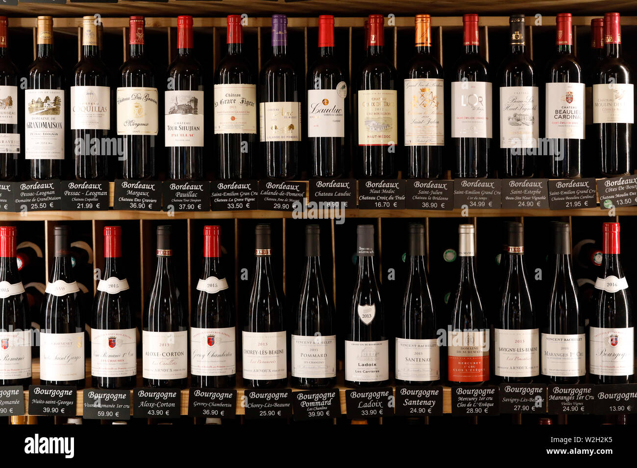 Selection of French red wine for sale. France Stock Photo - Alamy