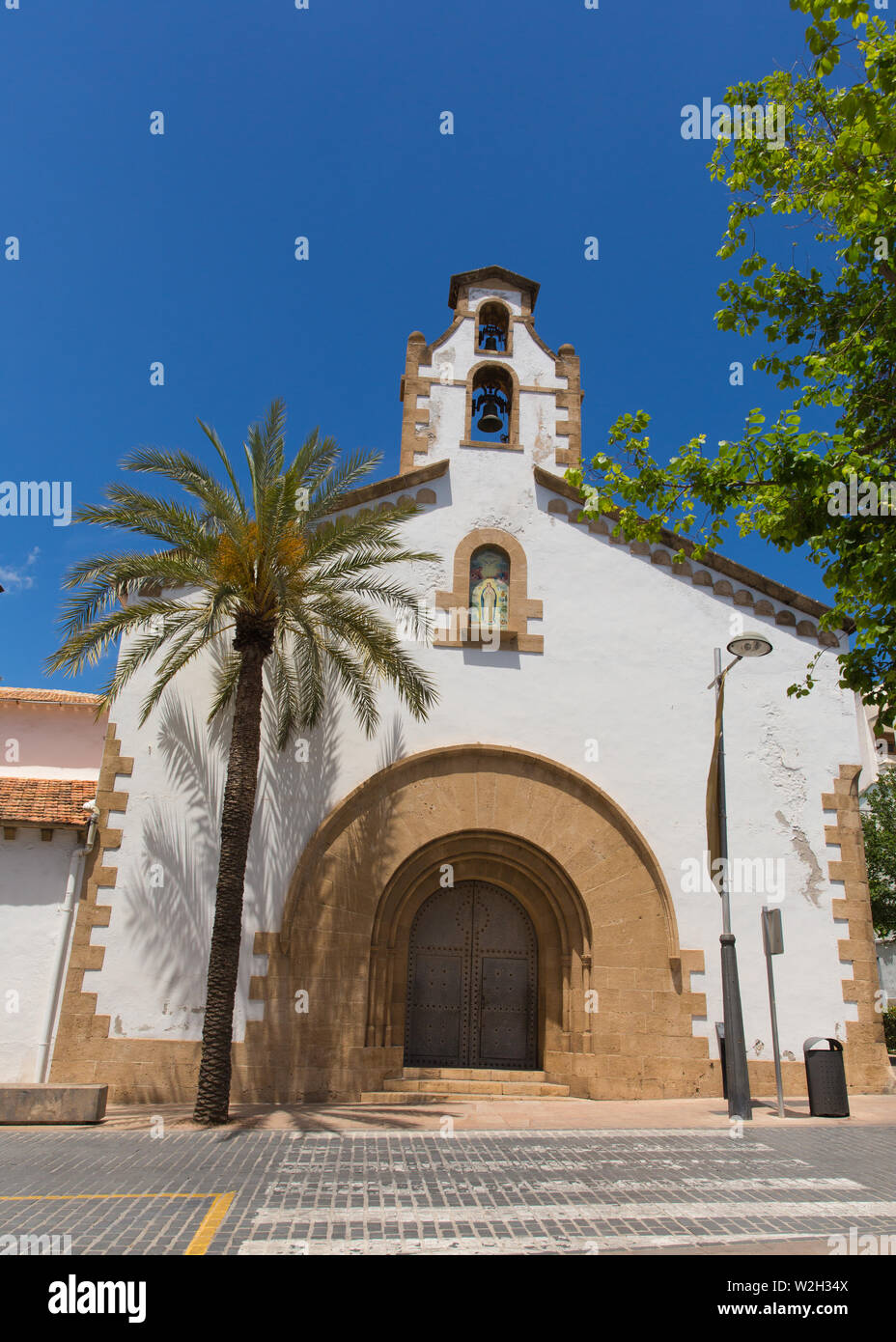 Historic spanish village church white buildings hi-res stock ...
