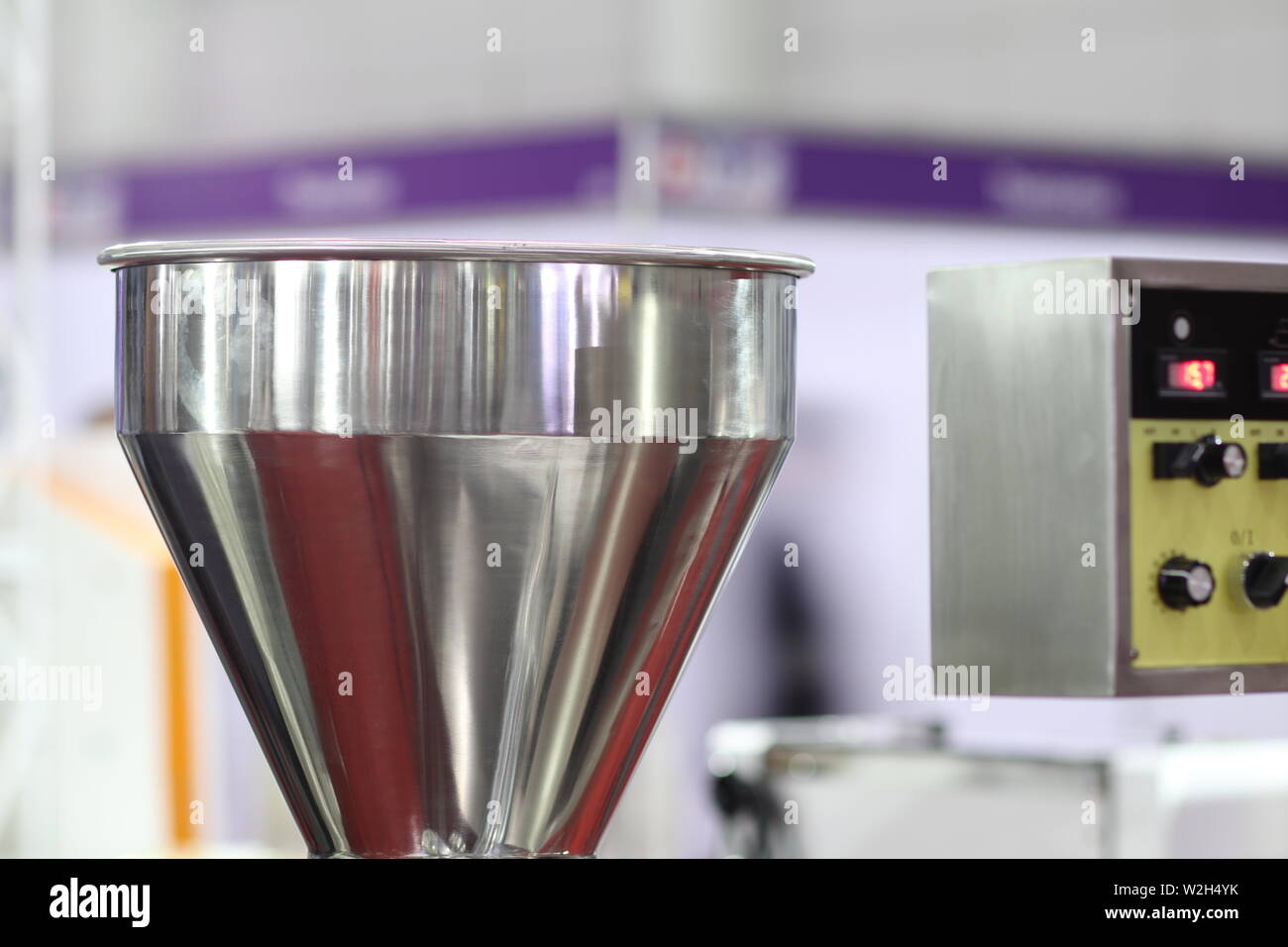 Modern stainless steel hoppers hi-res stock photography and images - Alamy