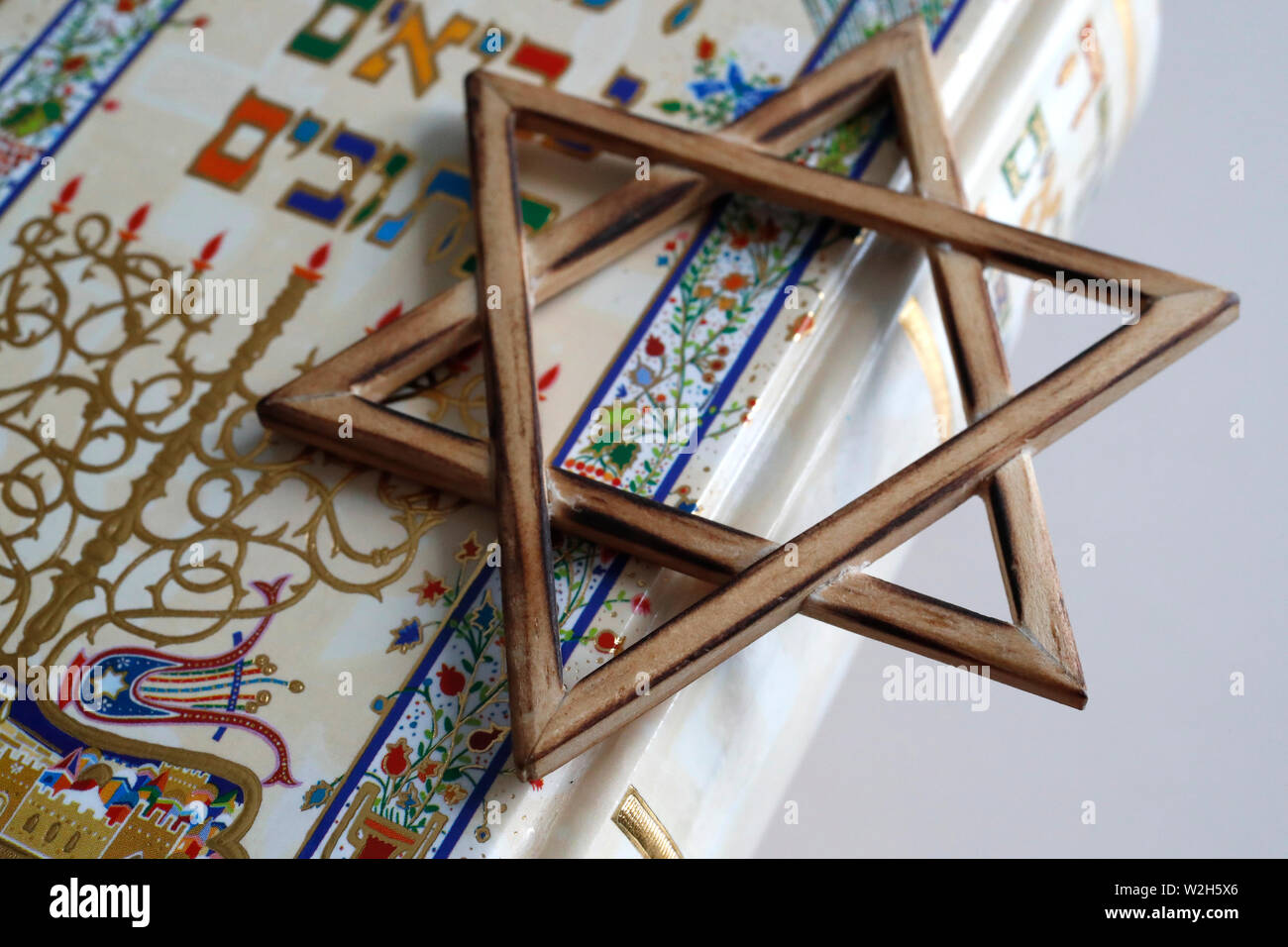 Torah and Star of David. Two symbols of judaism Stock Photo - Alamy