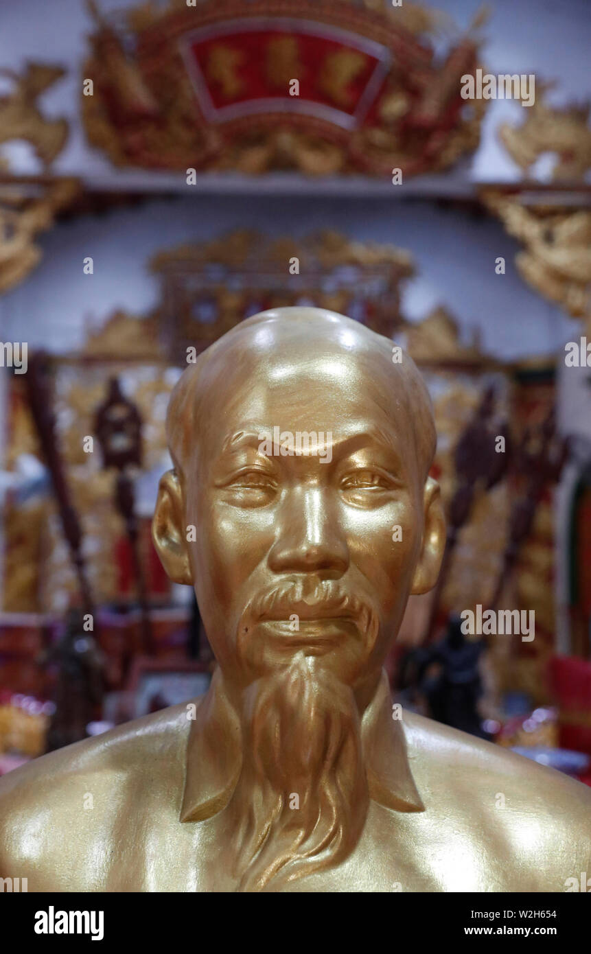 Ho Chi Minh statue. President (1945- 1969) of the Democratic Republic ...