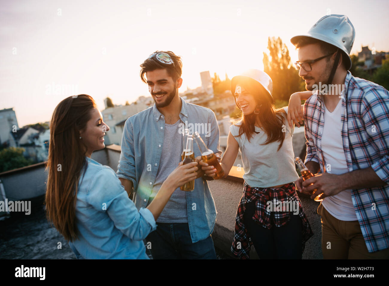 People rooftop terrace hi-res stock photography and images - Alamy