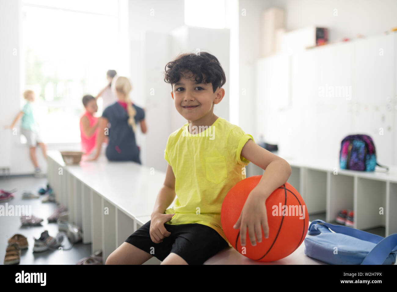 School changing room boys hi-res stock photography and images - Alamy
