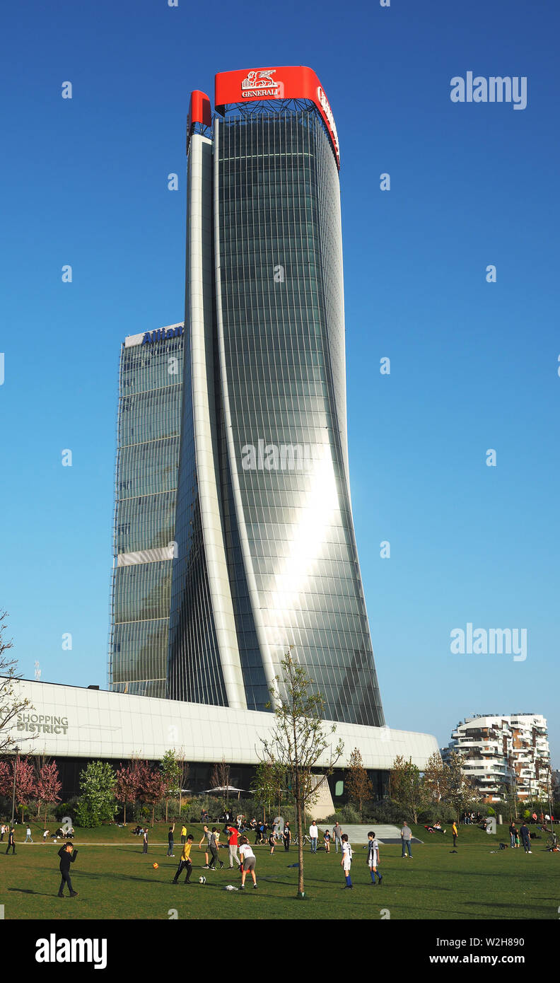 Arata isozaki and zaha hadid towers hi-res stock photography and images ...