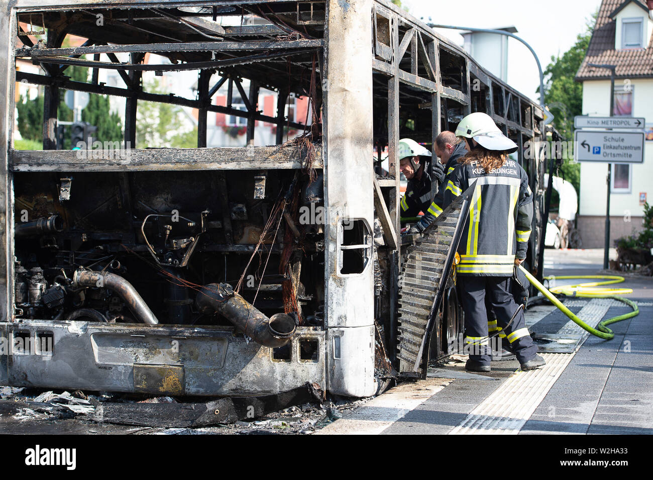 Bus fires hi-res stock photography and images - Alamy