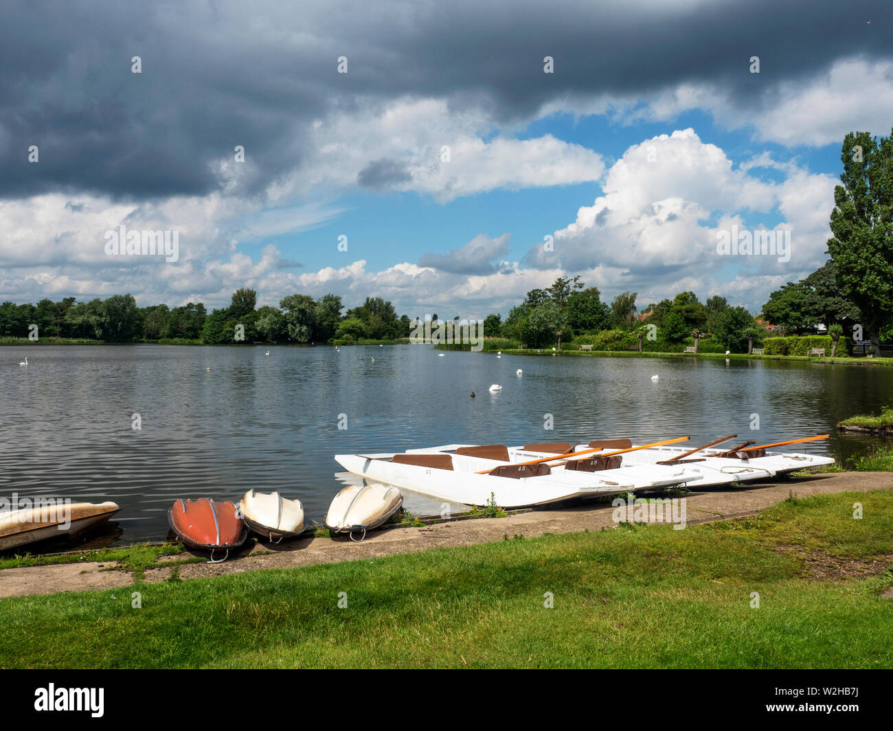 Thorpeness meare hi-res stock photography and images - Alamy