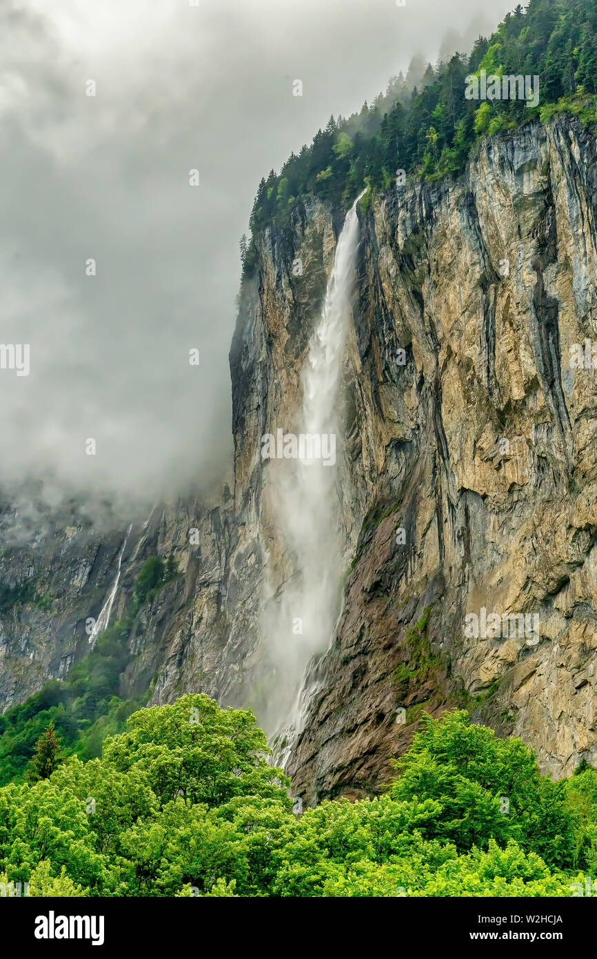 Staubbach Waterfall, Lauterbrunnen, Switzerland Stock Photo - Alamy