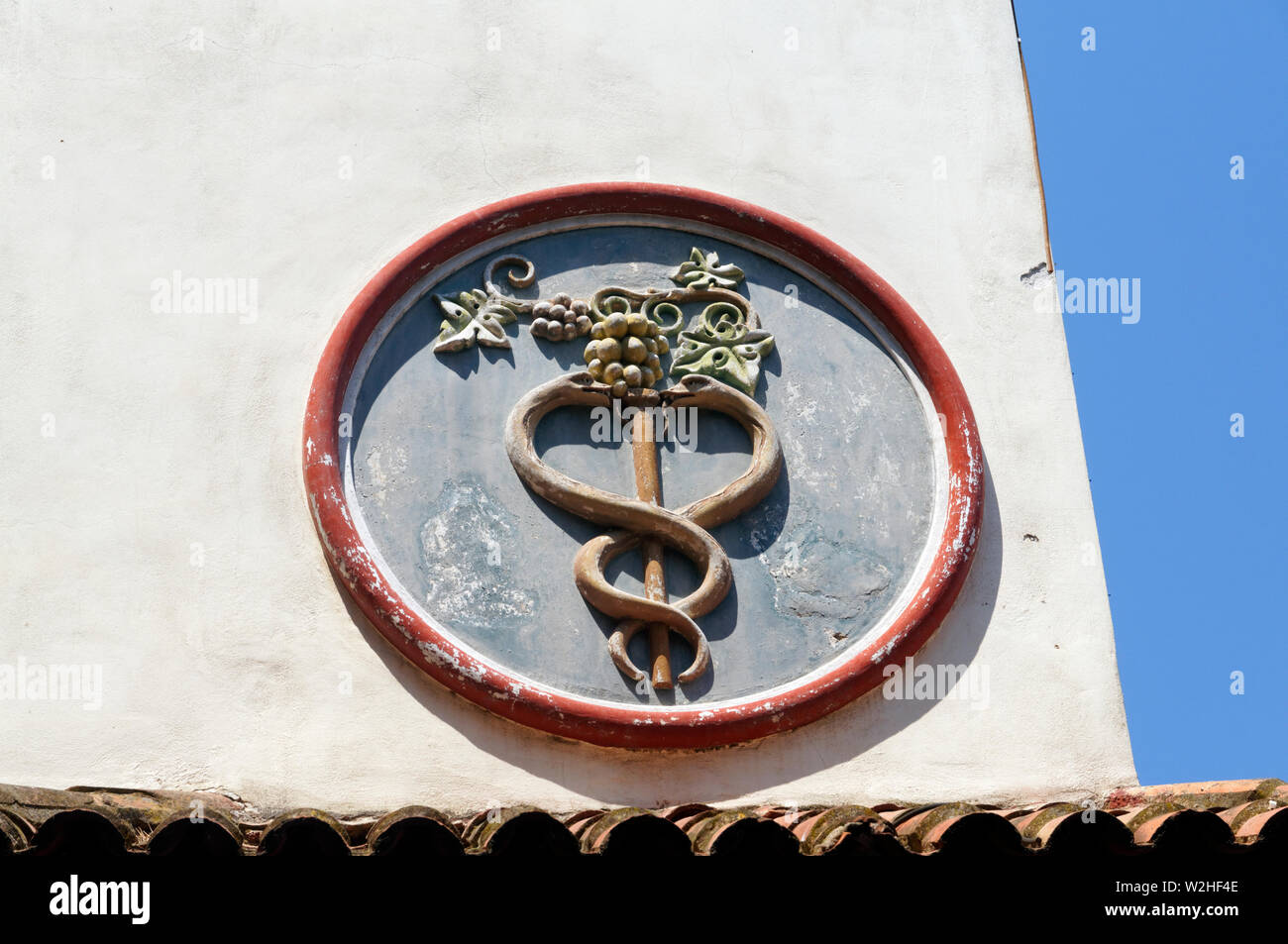 Healing aesculapius hi-res stock photography and images - Alamy