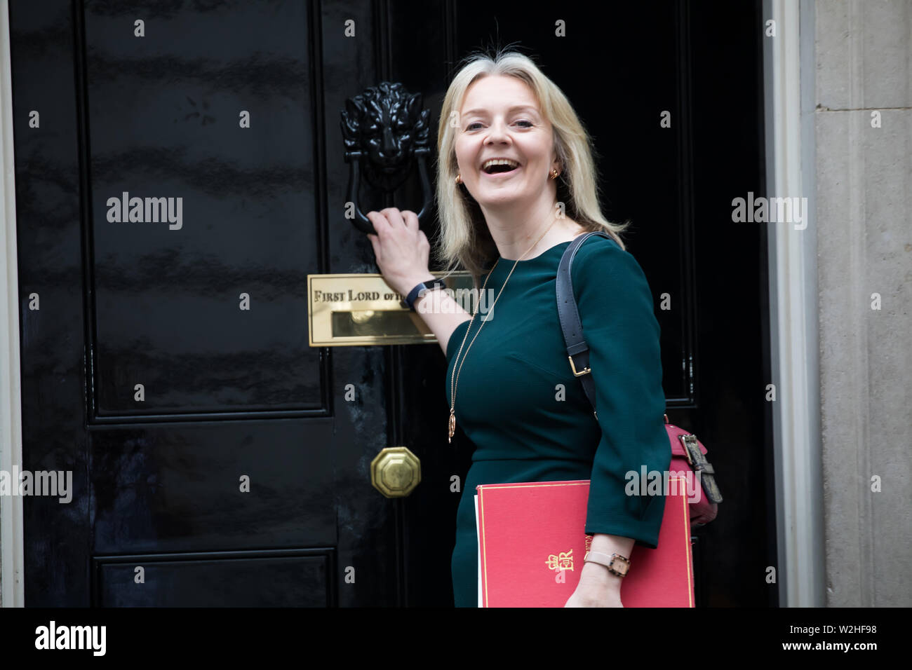The rt hon elizabeth truss mp hi-res stock photography and images - Alamy