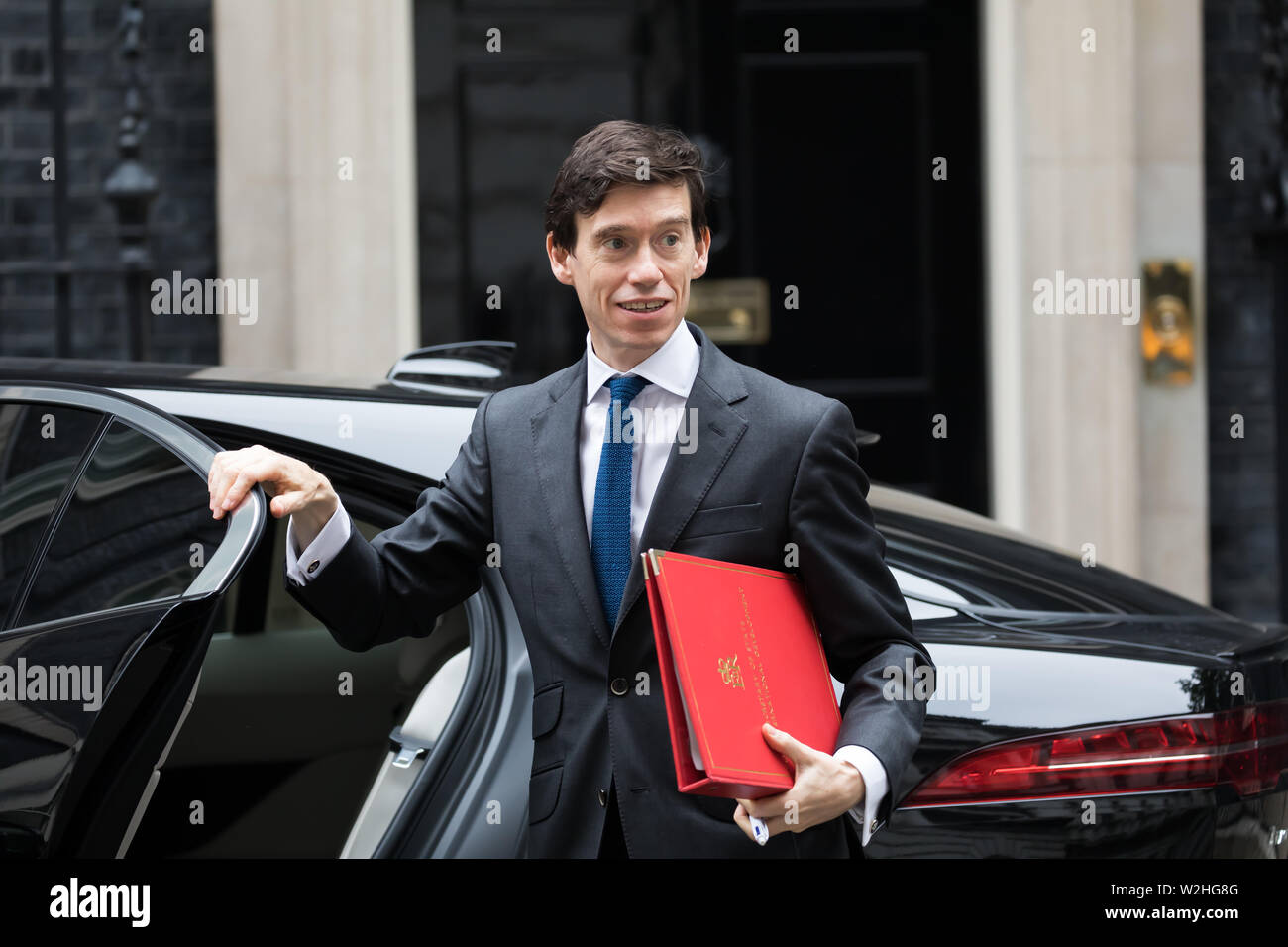 The rt hon rory stewart obe mp hi-res stock photography and images - Alamy