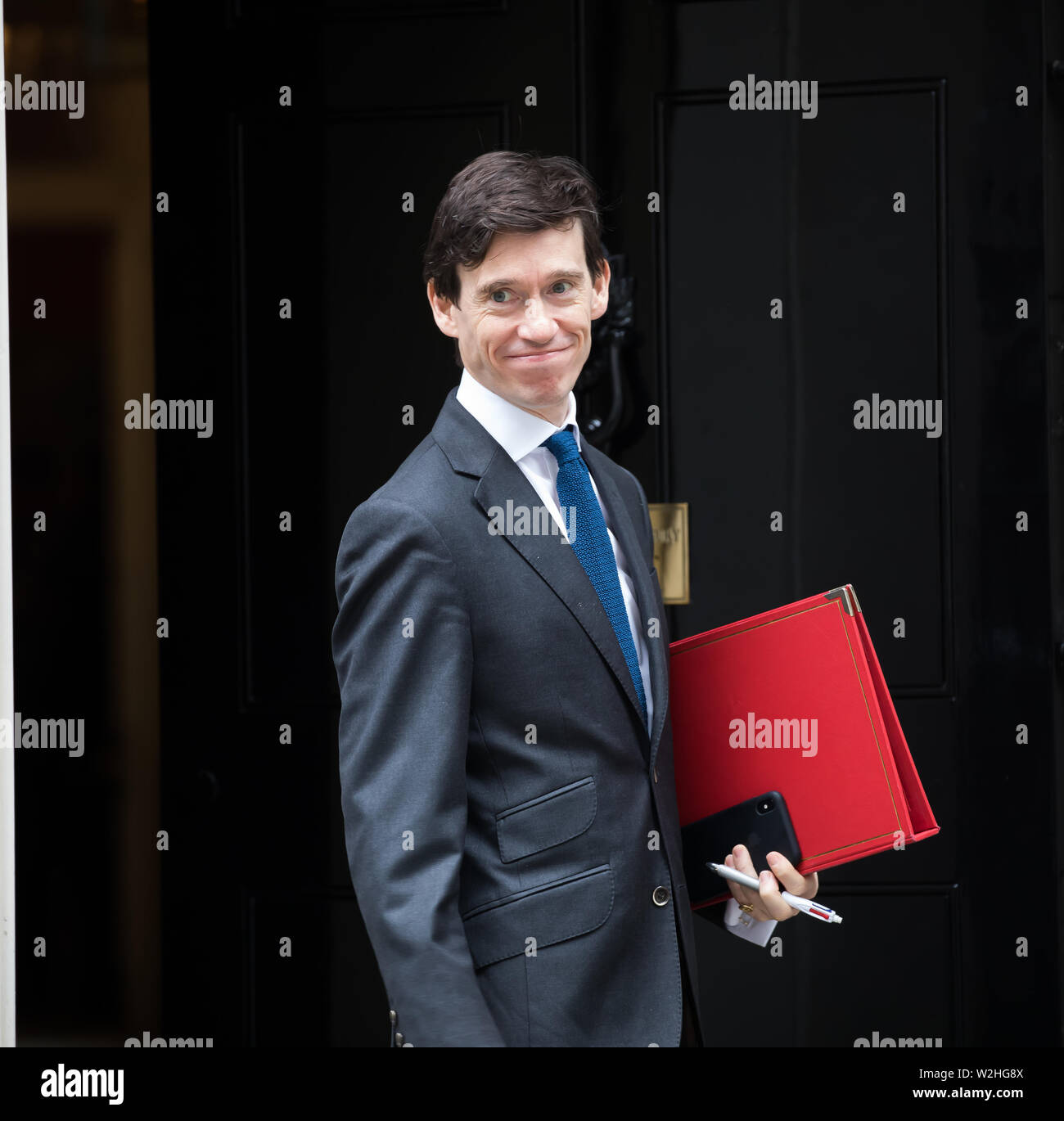The rt hon rory stewart obe mp hi-res stock photography and images - Alamy