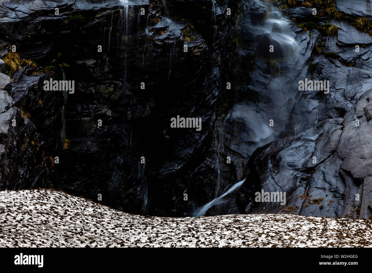 Melting Snow Landscape On The Milford Road, Fiordland National Park ...