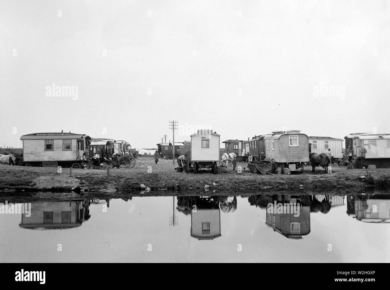 1930s caravan hi-res stock photography and images - Alamy