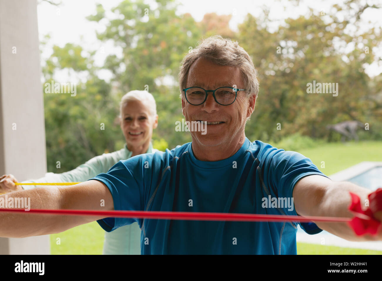 Resistance band men hi-res stock photography and images - Alamy