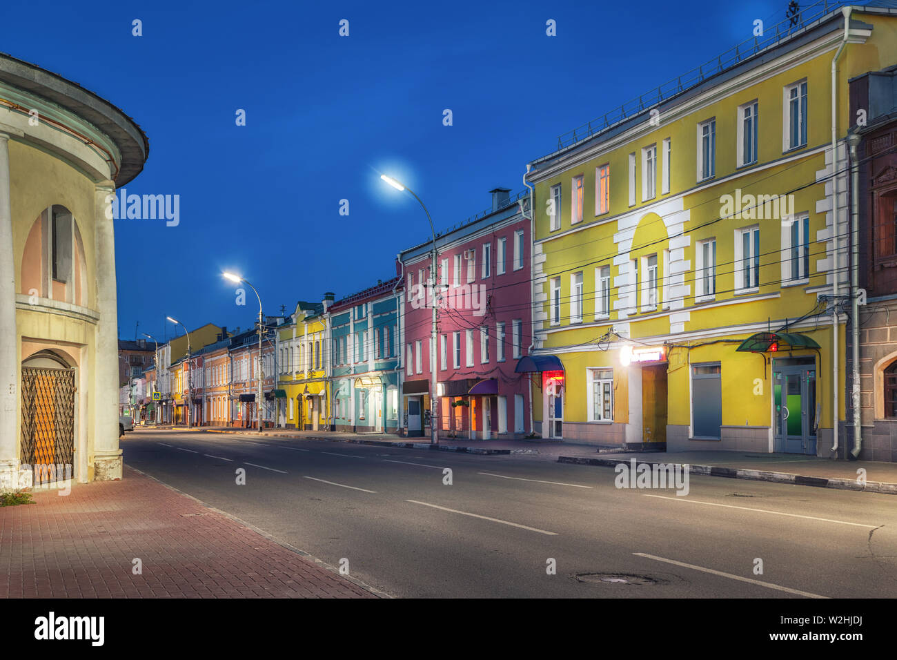 Trading arcade hi-res stock photography and images - Alamy