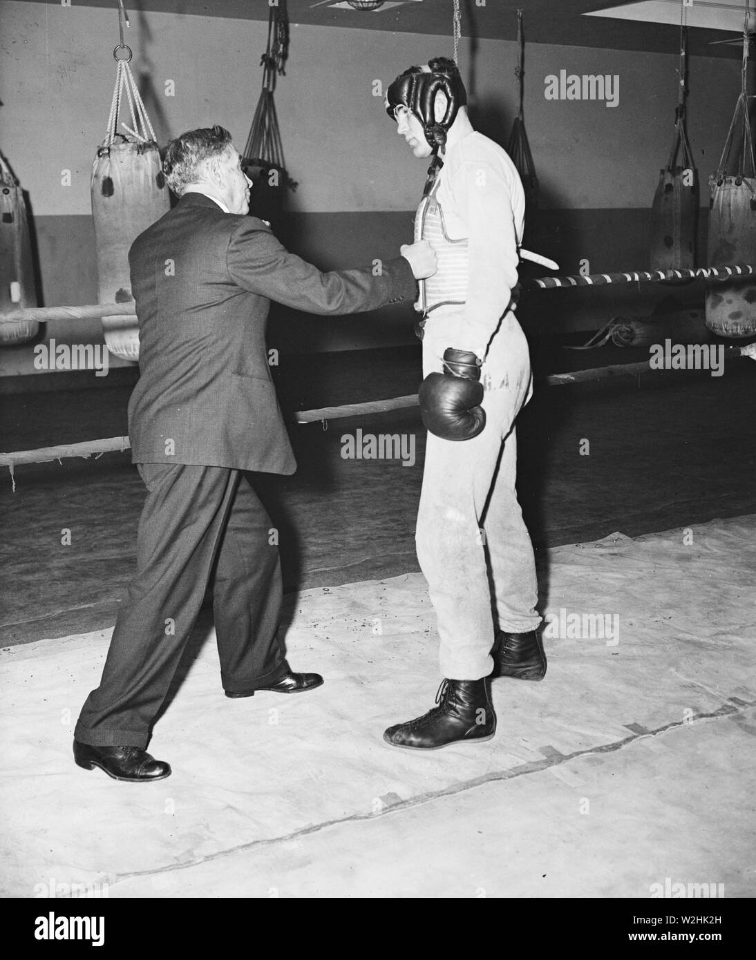 Throwing A Punch High Resolution Stock Photography and Images - Alamy