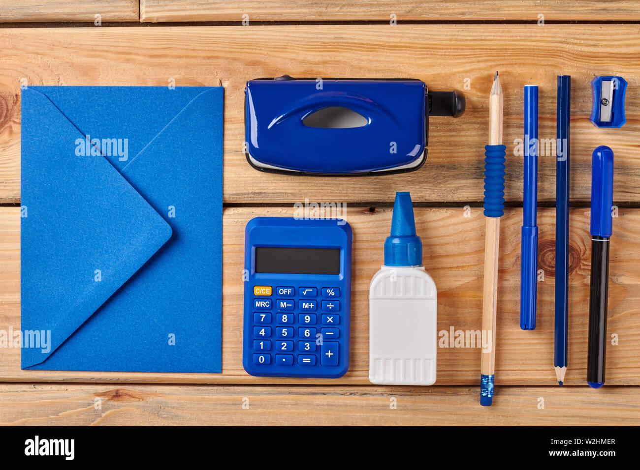 Flat lay school supplies hi-res stock photography and images - Alamy