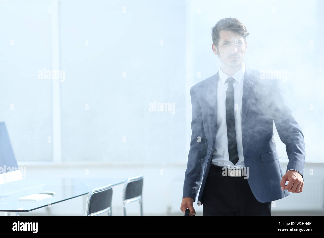 Man leaves the office Stock Photo - Alamy