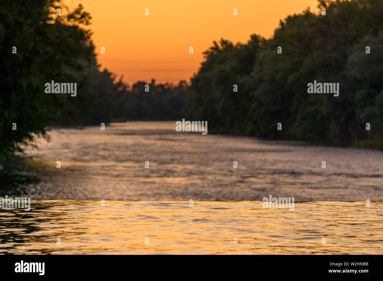 Autumnal sunset river reflection hi-res stock photography and images ...